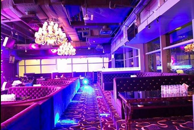 Duke of Shanghai – EXOTERIOR