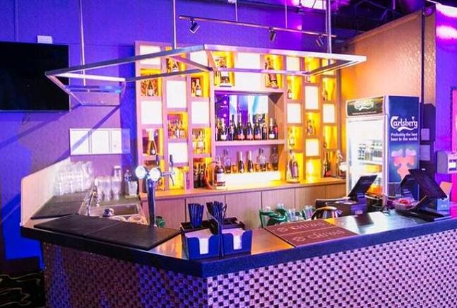 Duke of Shanghai – EXOTERIOR